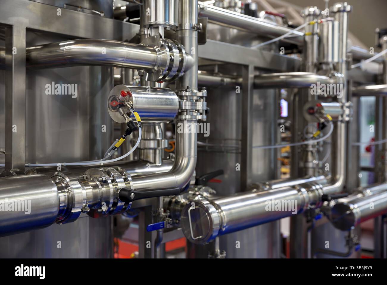 Industrial cleaning system pipes. Sustainable industrial cleaning ...