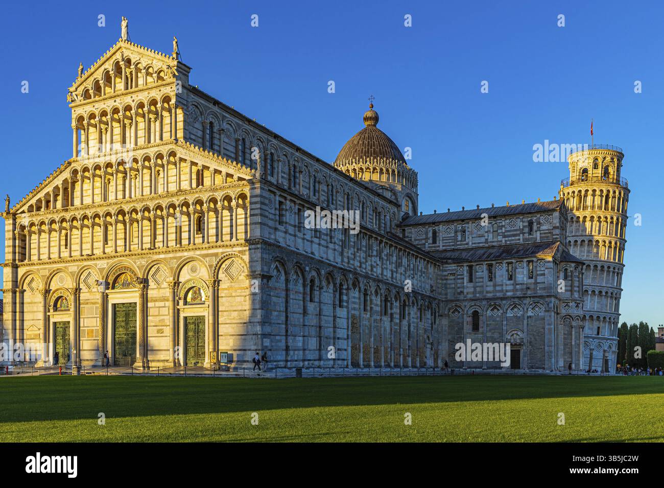 The Cathedral of Santa Maria Assunta and the Leaning Tower in the ...