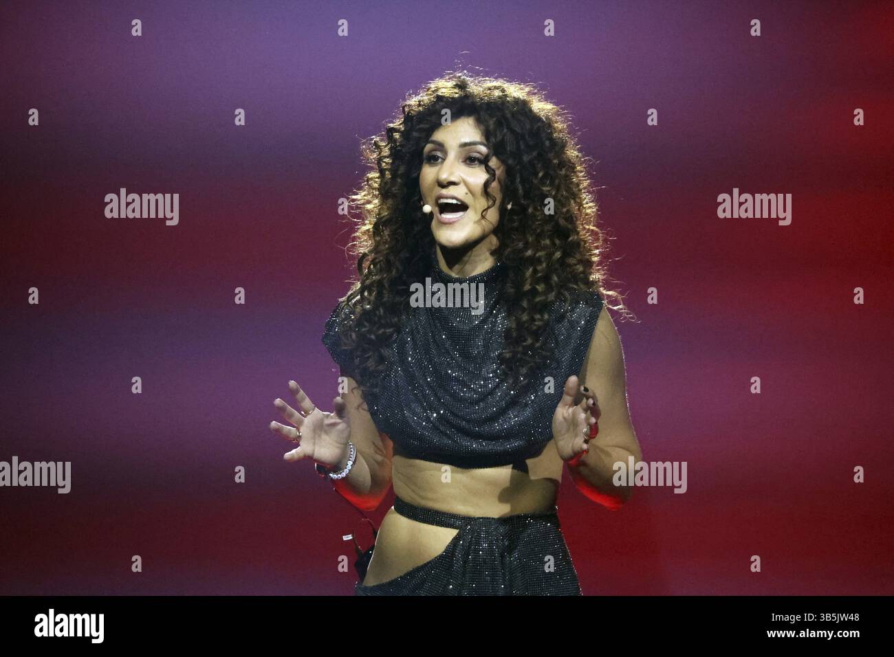 Miss Germany 2024, Apameh Schoenauer (Berlin), 40 years old, successful ...