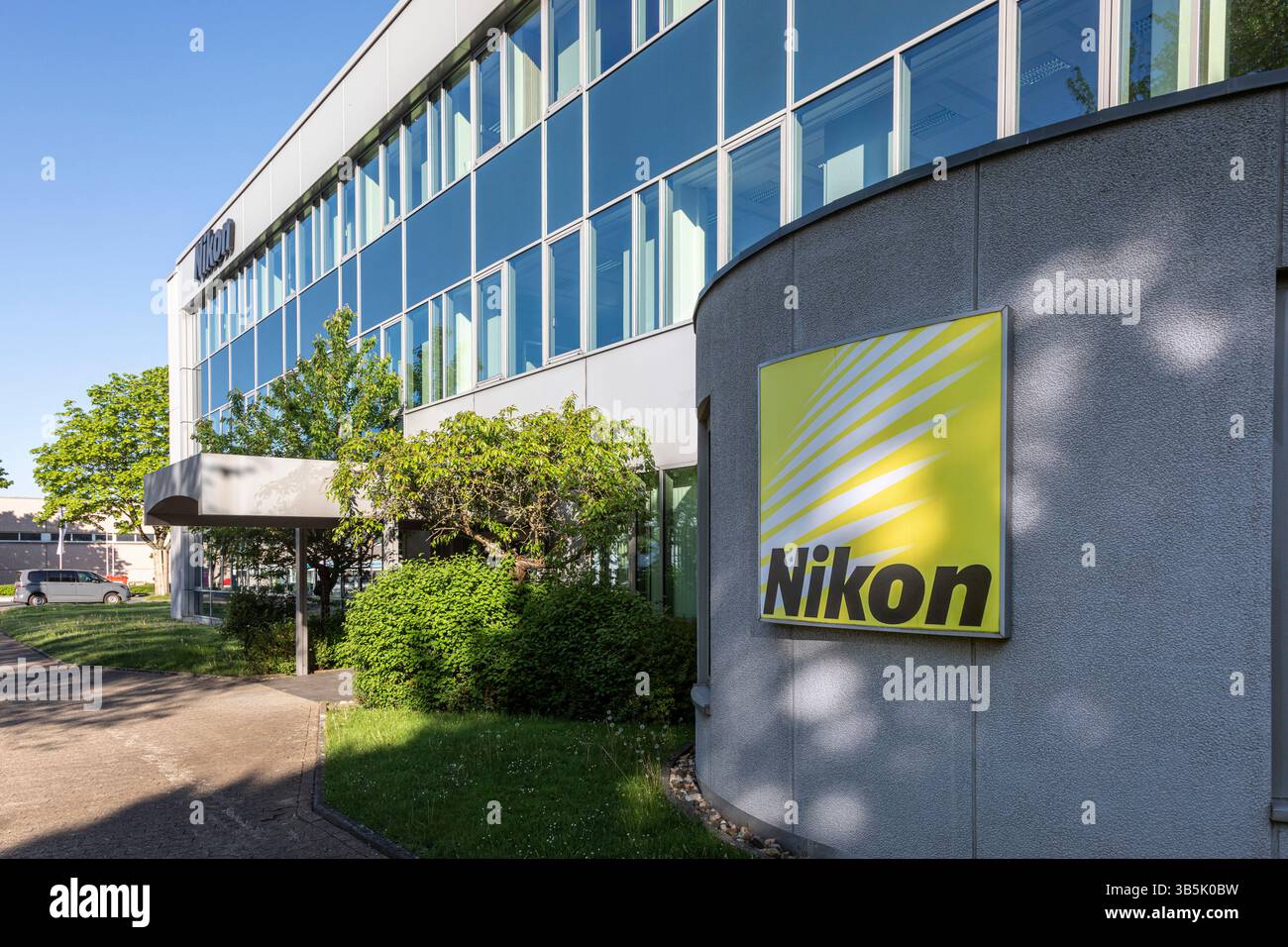 Nikon company logo on hi-res stock photography and images - Alamy
