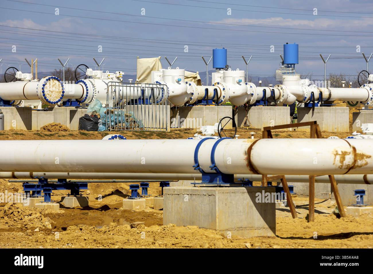 Construction site of an interconnected natural gas transmission ...