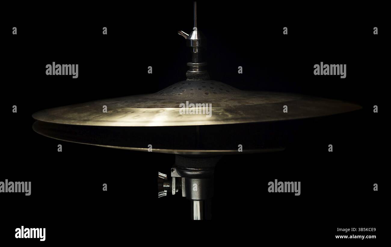 Drum high hat close hi-res stock photography and images - Alamy