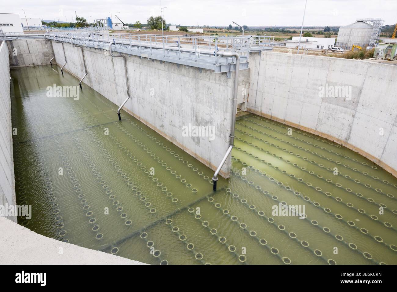 Sludge Recirculation Clarifier Solid Contact Sedimentation Tank. Green ...