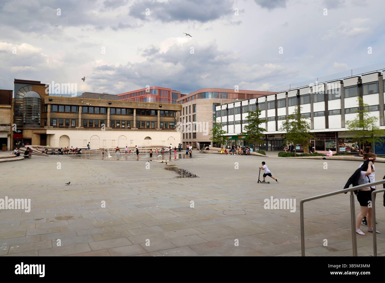 Choreographed jet fountains hi-res stock photography and images - Alamy