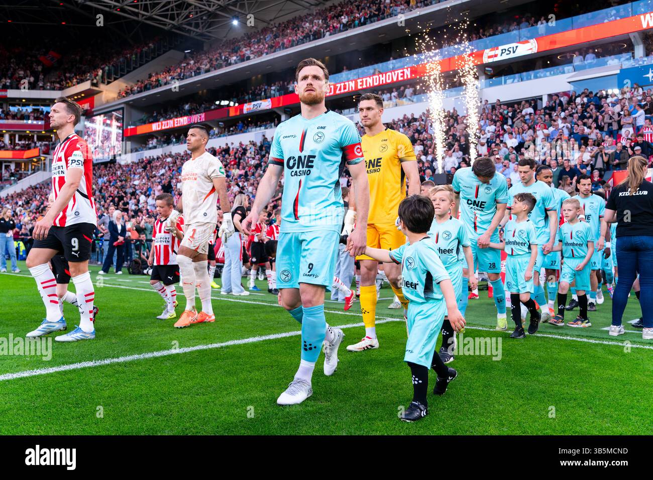 EINDHOVEN, NETHERLANDS - APRIL 12: Thomas Robinet of Almere City FC ...