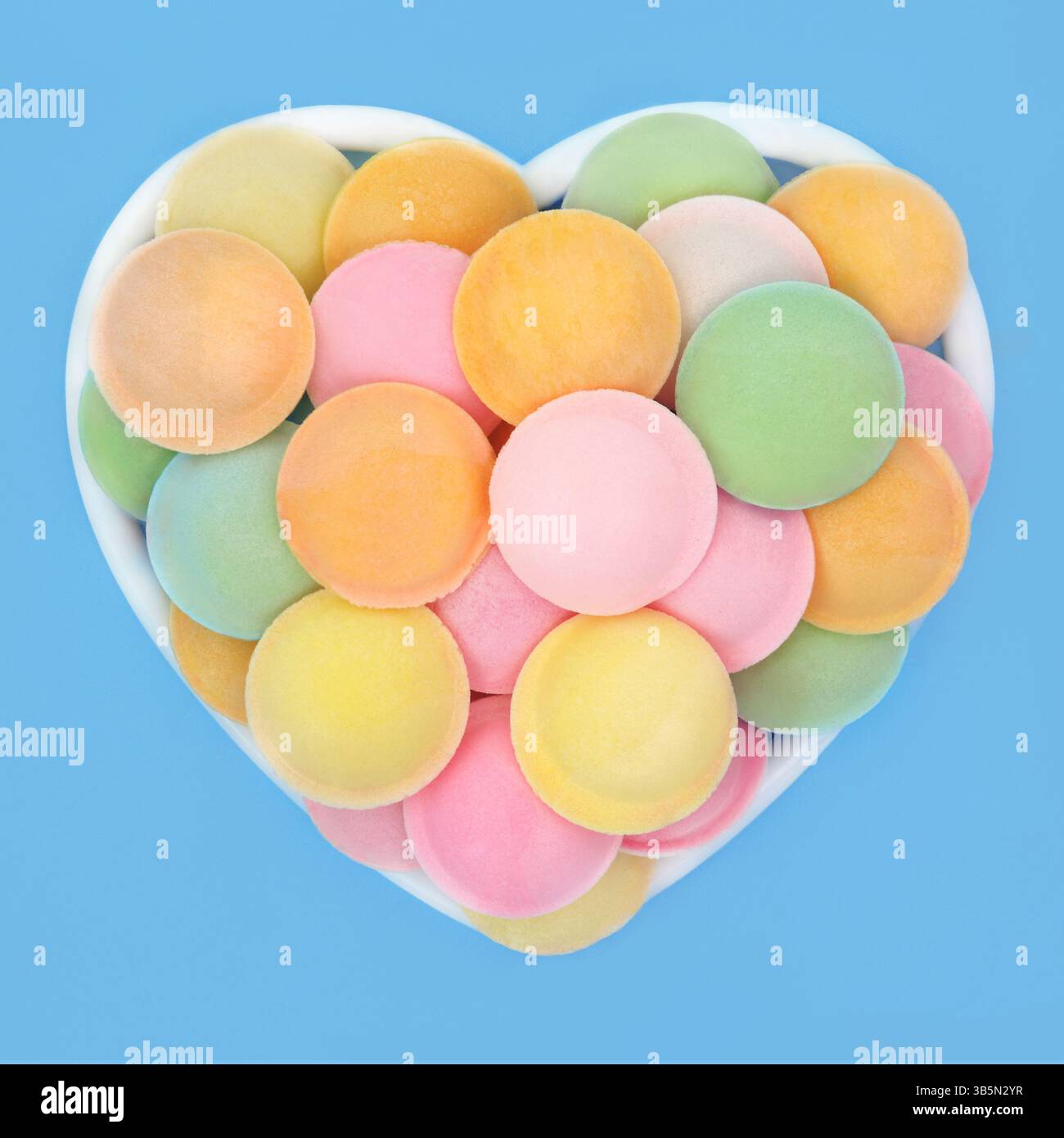 Flying saucer sweets in bowl hi-res stock photography and images - Alamy