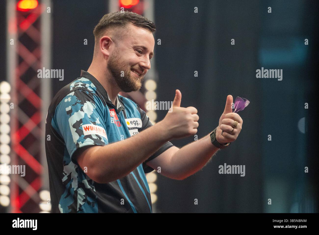 Connor scutt darts hi-res stock photography and images - Alamy