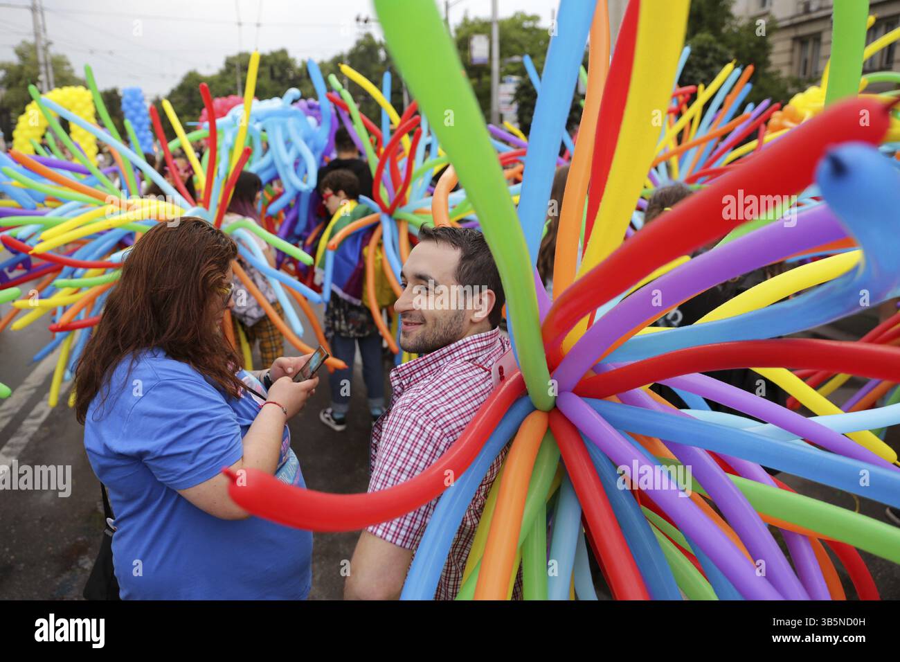 Gay men males hi-res stock photography and images - Alamy