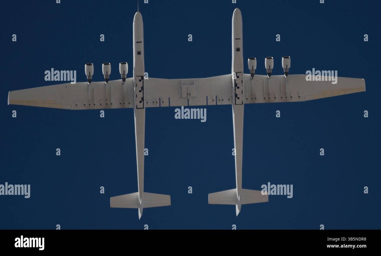 Stratolaunch takes on on its fifth flight test Wednesday morning ...