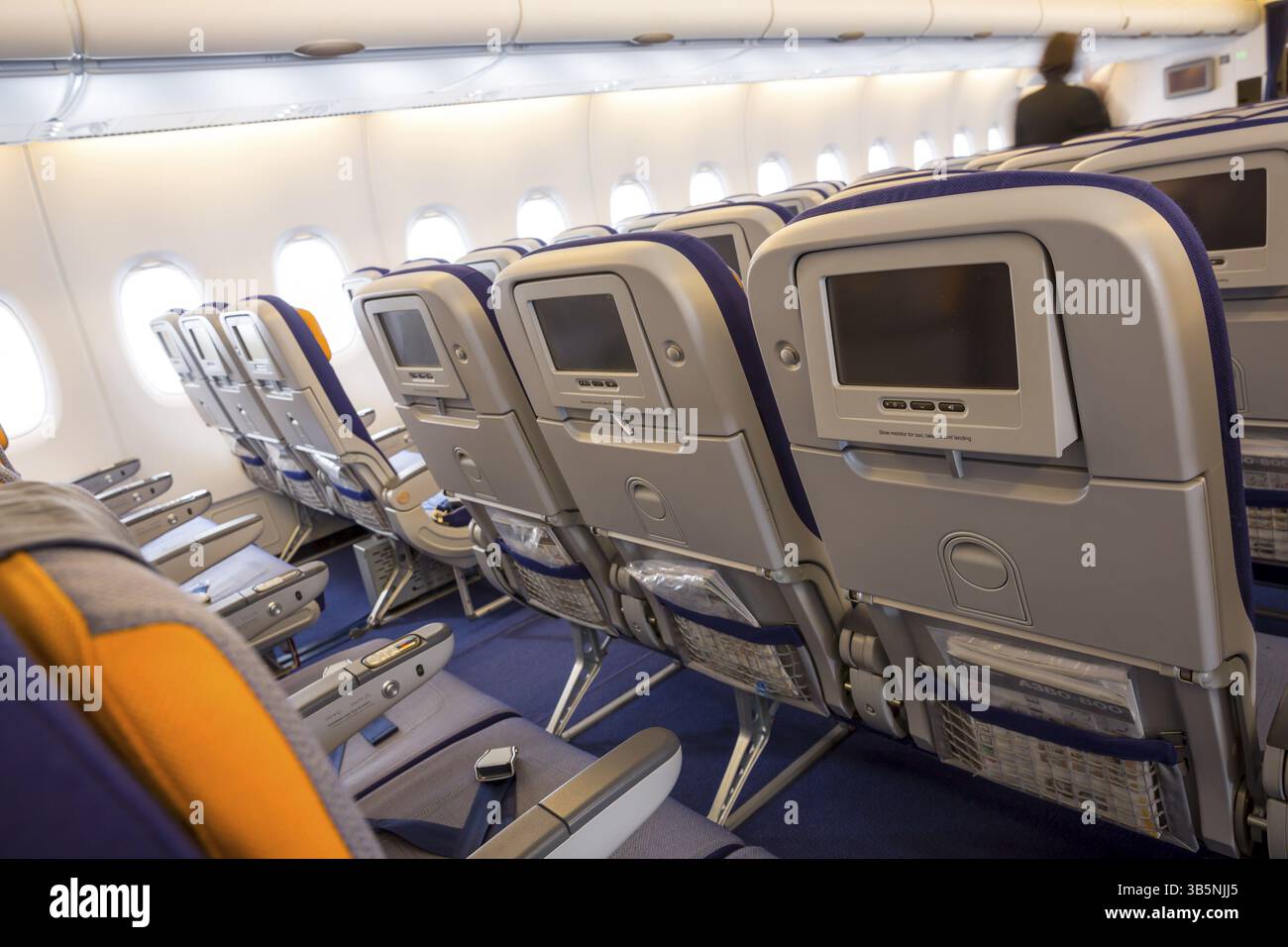 Inside jet engine hi-res stock photography and images - Alamy