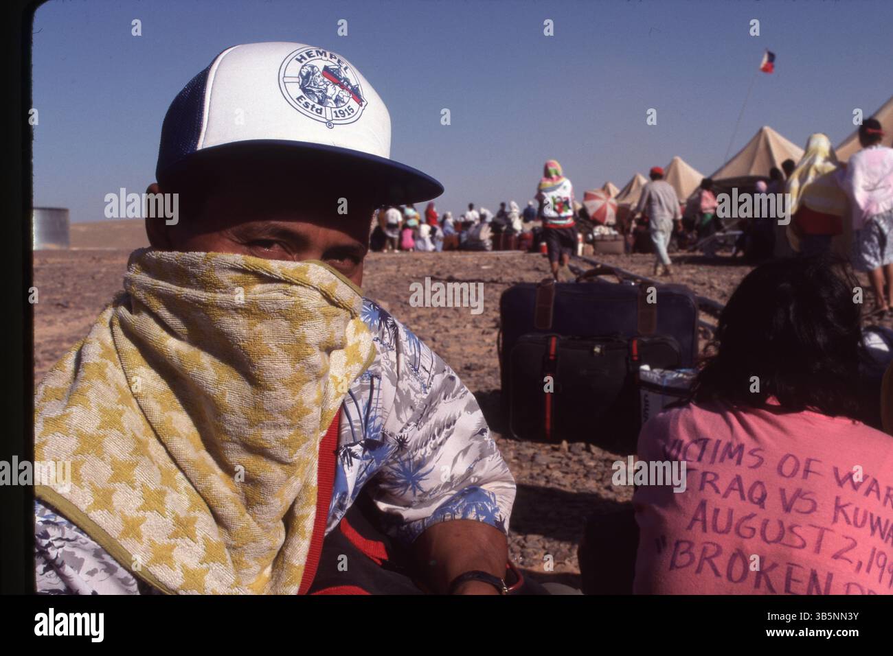 1990 iraq invaded kuwait hi-res stock photography and images - Alamy