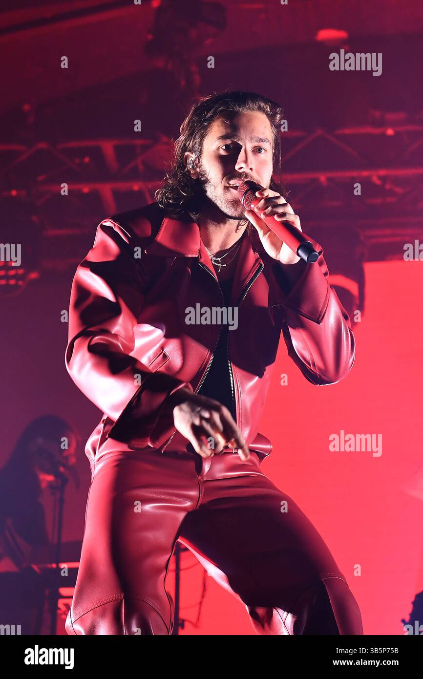 LONDON, ENGLAND - APRIL 04: Benjamin Ingrosso performing at Heaven on ...