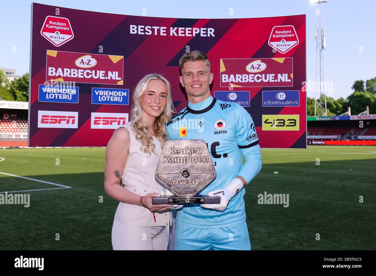Rotterdam - Calvin Raatsie Goalkeeper of Excelsior Rotterdam during the ...