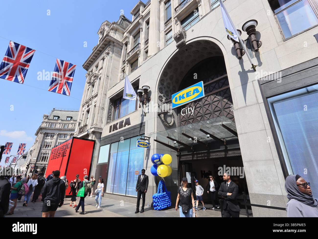 IKEA's huge new city centre store at Oxford Circus which opened on May ...