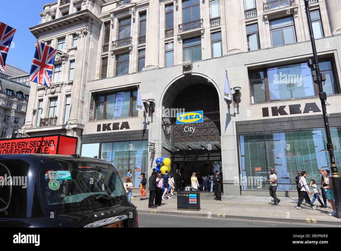 IKEA's huge new city centre store at Oxford Circus which opened on May ...