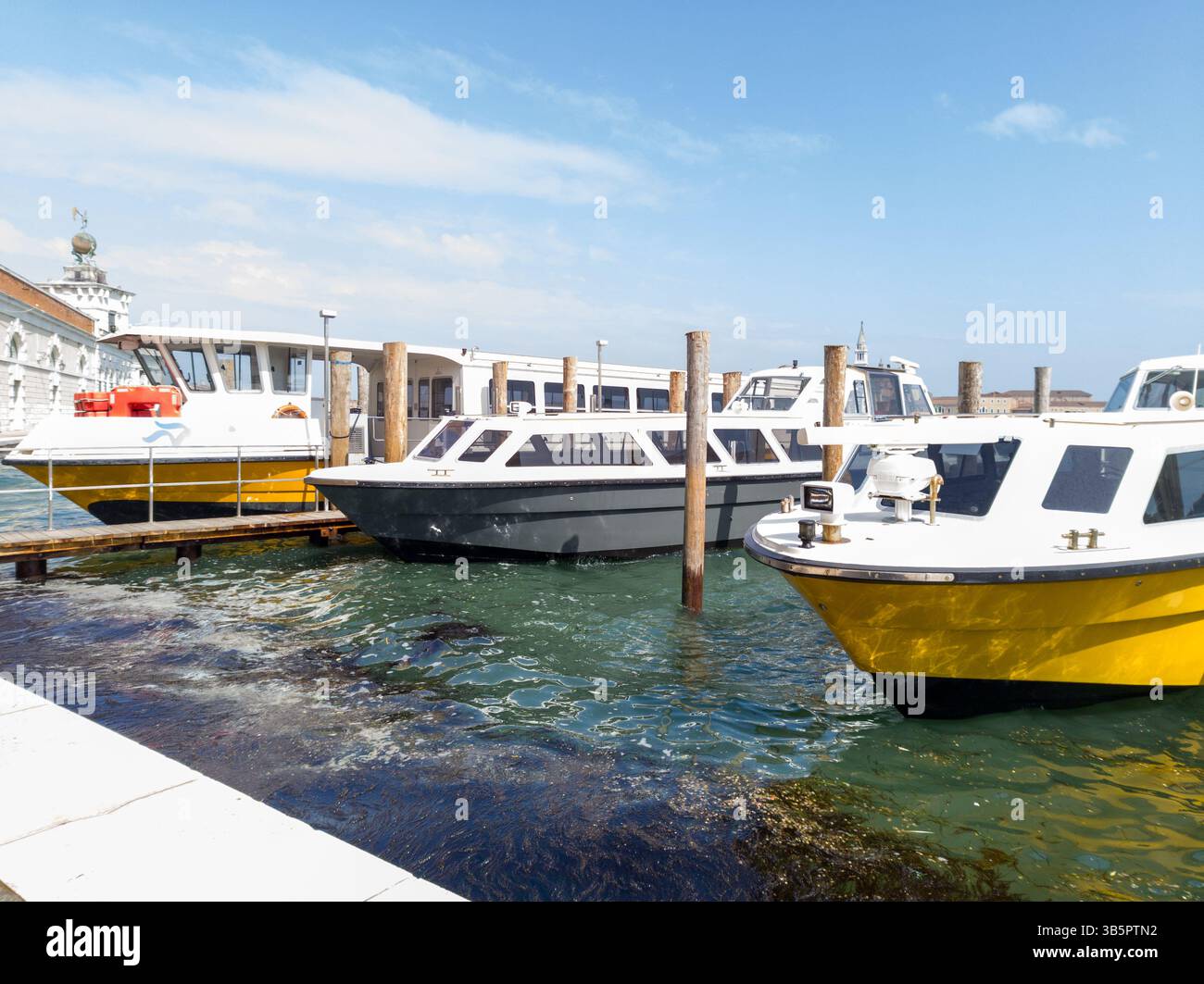 Passenger wooden ferry dock hi-res stock photography and images - Alamy