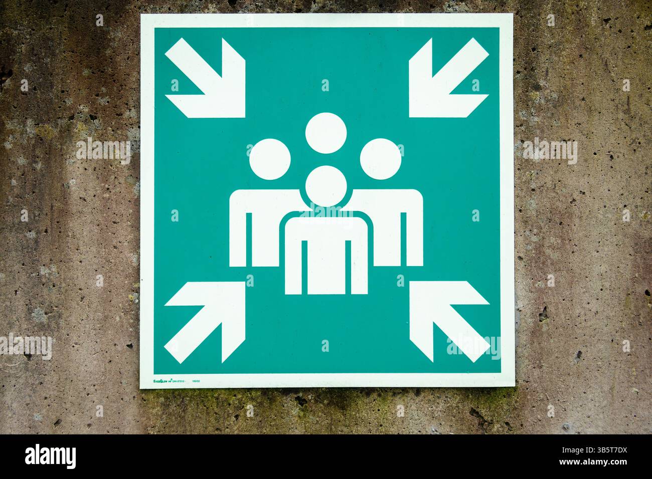 Emergency assembly point sign hi-res stock photography and images - Alamy