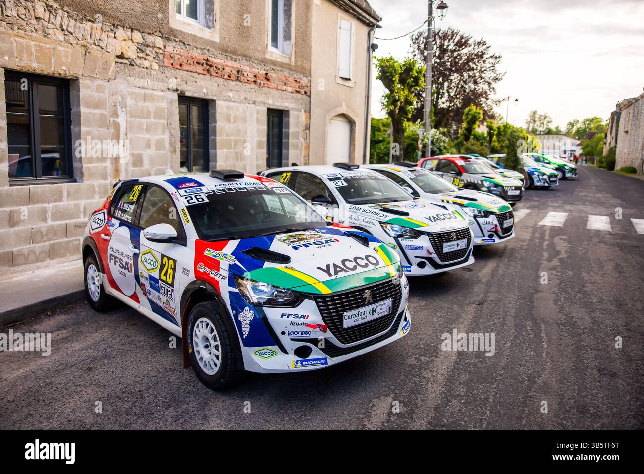 Bretenoux, France. 02nd May, 2025. 26 VIALATTE Quentin, LACRUZ Marine ...