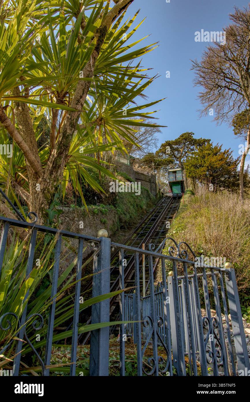 The historic and entertaining tourist attraction Lynton & Lynmouth ...