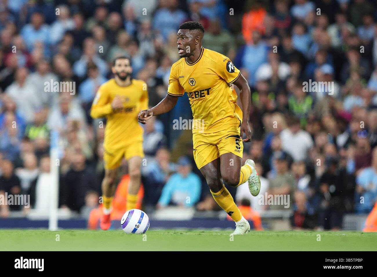 Manchester, UK. 02nd May, 2025. Marshall Munetsi of Wolverhampton ...