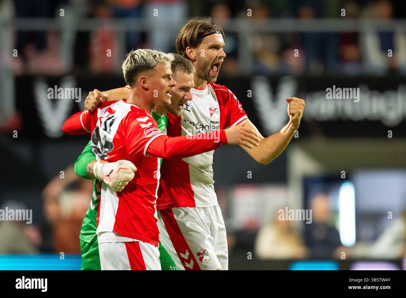 Emmen, Netherlands. 02nd May, 2025. EMMEN, Stadium Oude Meerdijk, 02-05-2025, season 2024/2025 ...