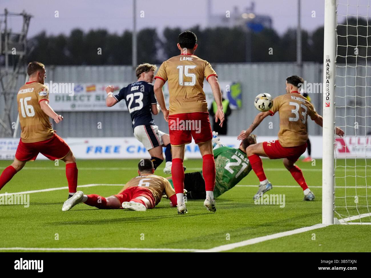 Falkirk FC's Ethan Ross scores their side's second goal of the game ...
