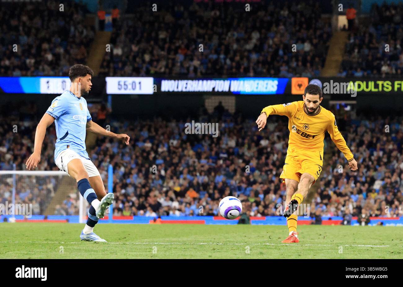 Etihad Stadium, Manchester, UK. 2nd May, 2025. Premier League Football ...