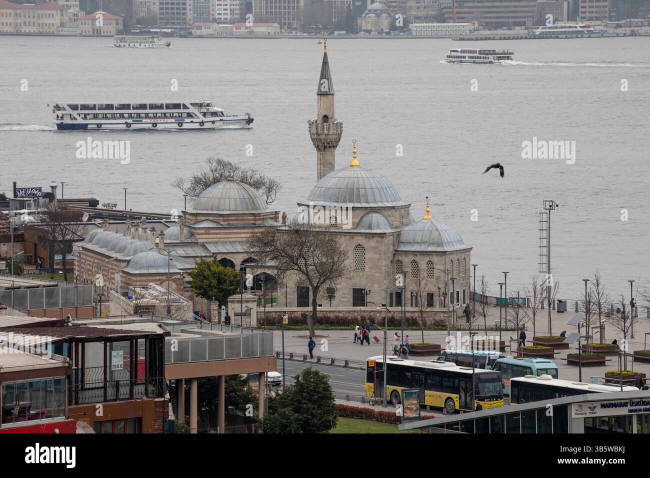 Picturesque waterfront view in istanbul hi-res stock photography and ...