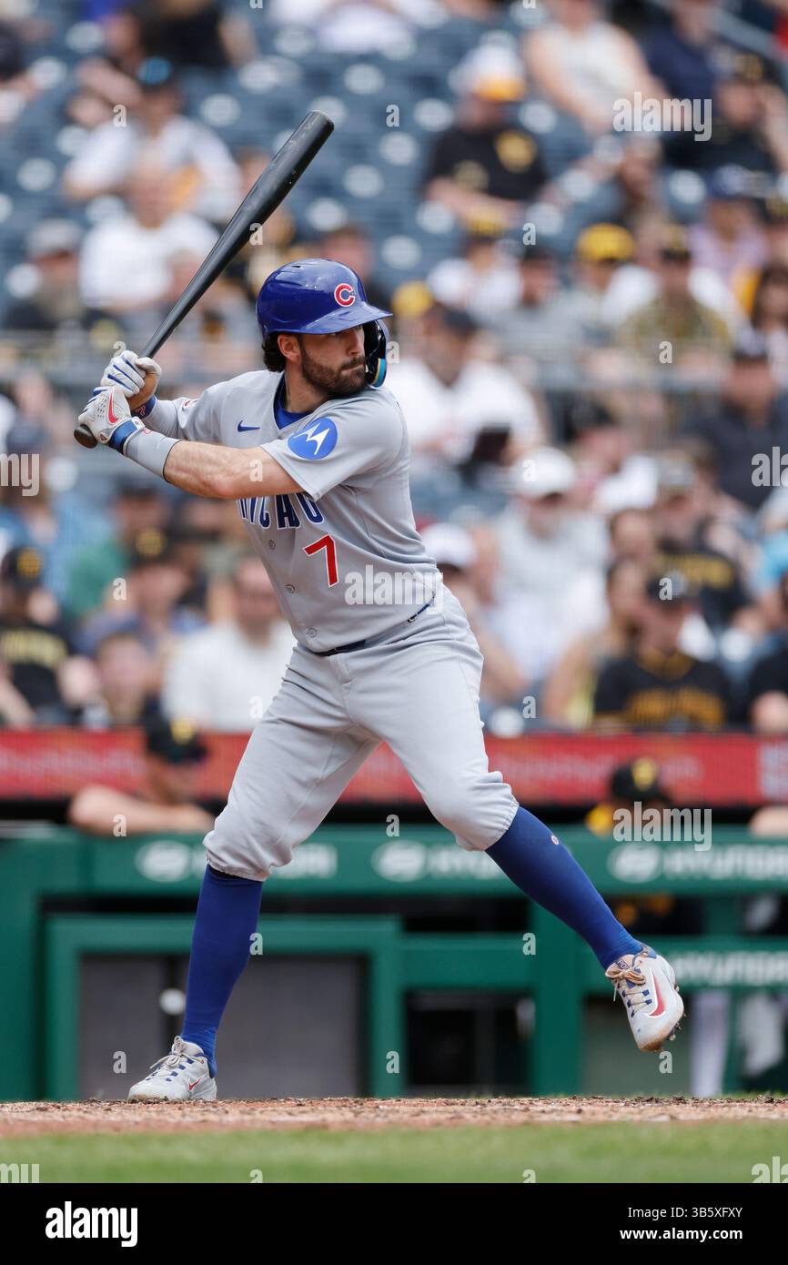 PITTSBURGH, PA - MAY 01: Chicago Cubs shortstop Dansby Swanson (7) bats ...