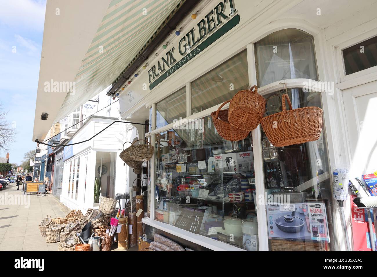Shops & cafes on the High Street in charming market town Market ...