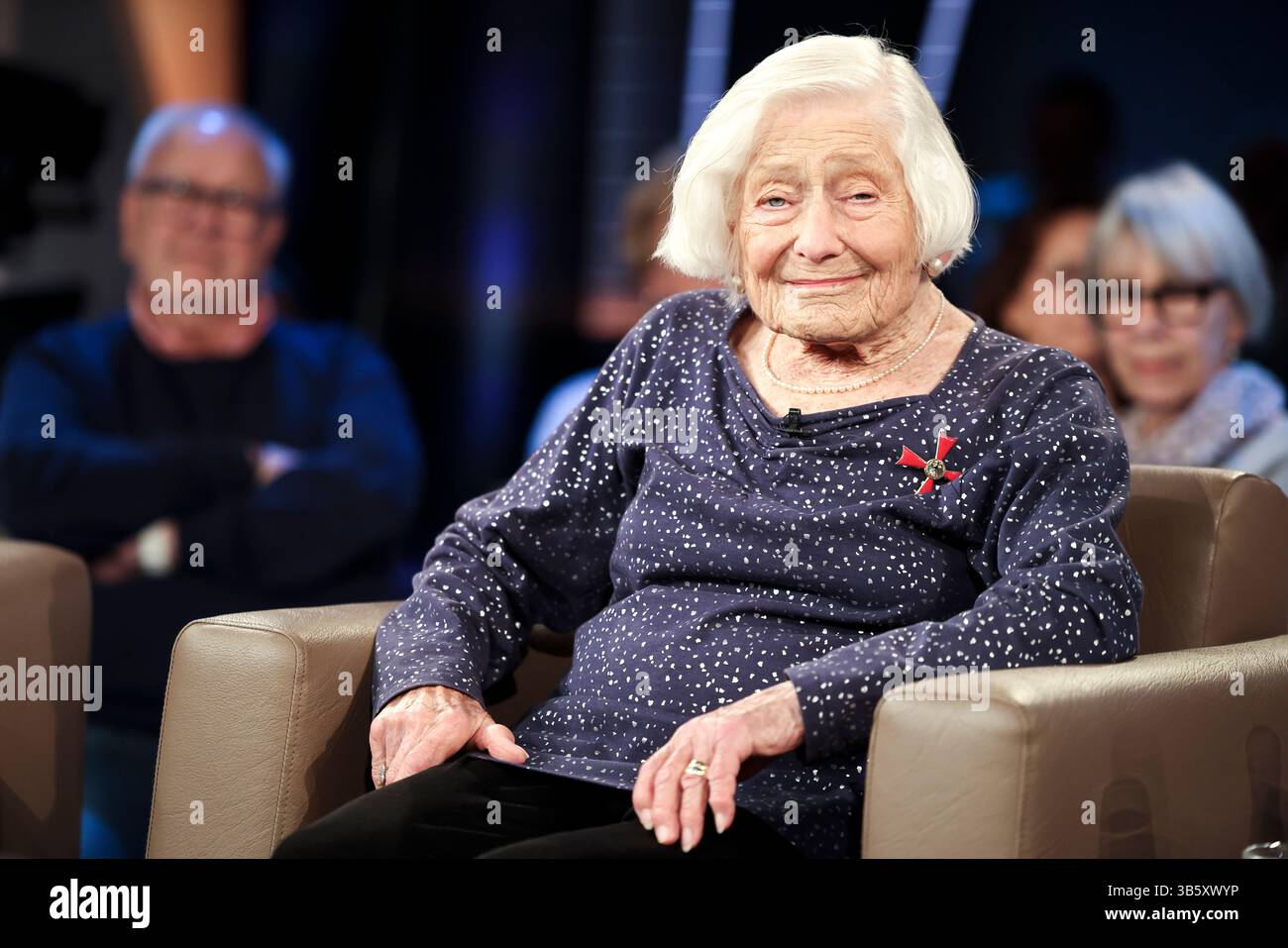 Hamburg, Germany. 30th Apr, 2025. Irene Butter, contemporary witness ...