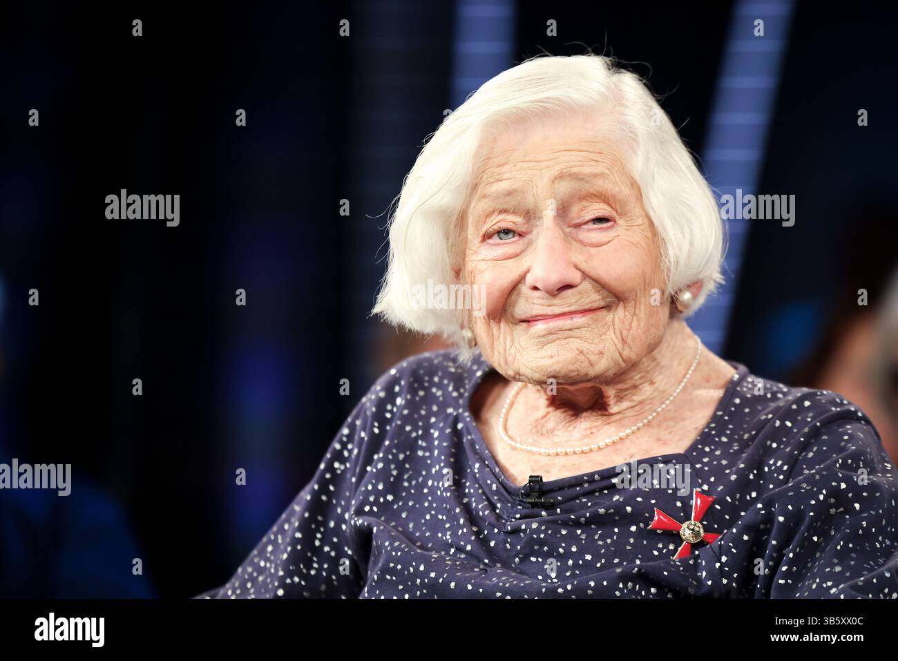 Hamburg, Germany. 30th Apr, 2025. Irene Butter, contemporary witness ...