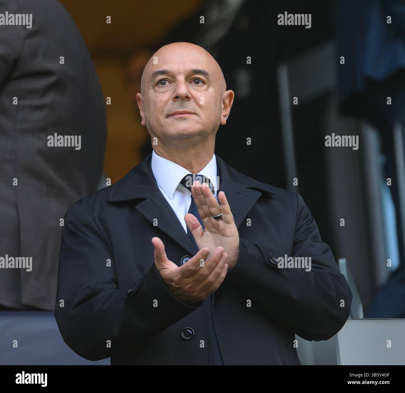 Tottenham chairman hi-res stock photography and images - Alamy
