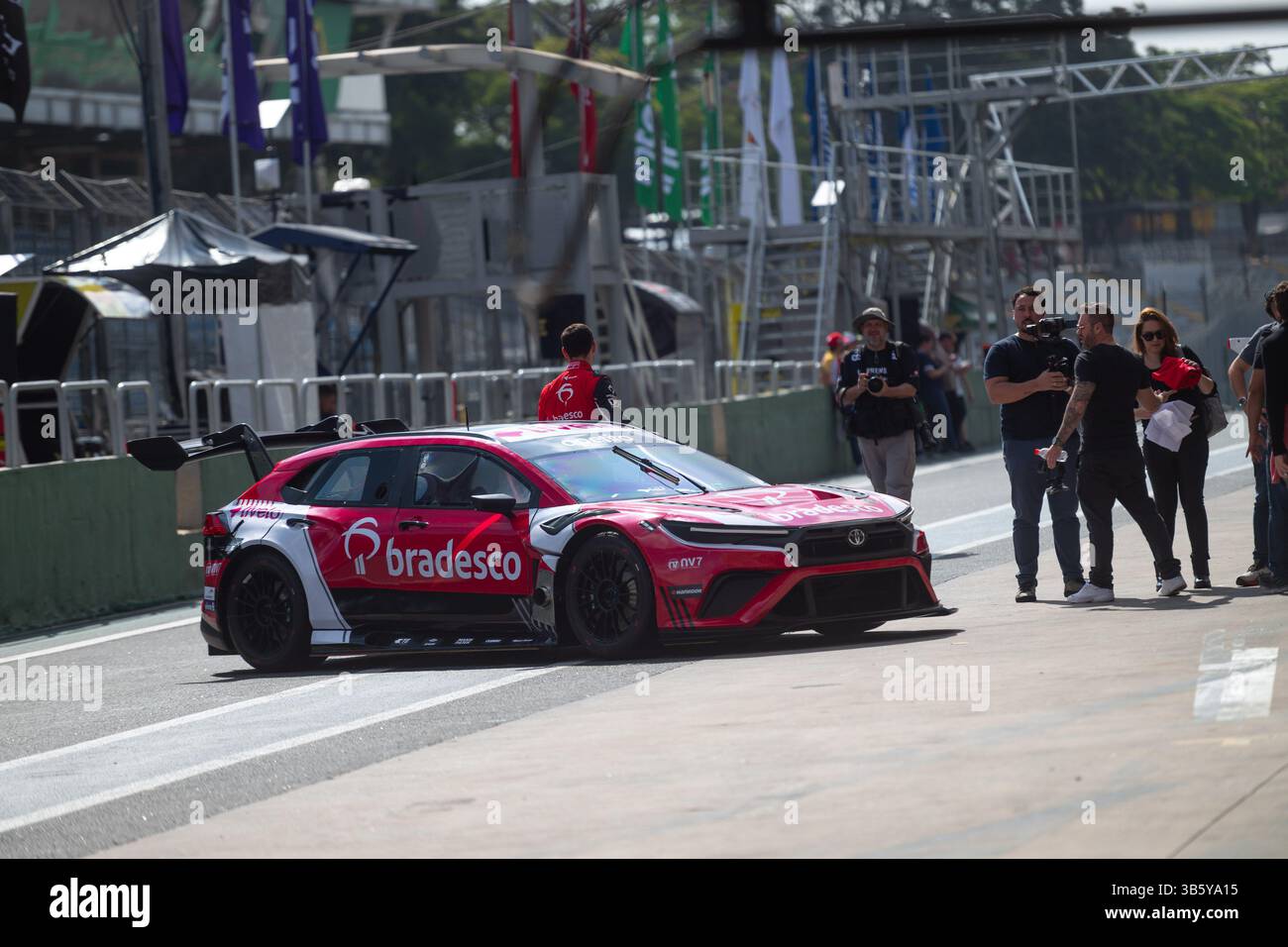 SÃO PAULO, SP - 02.05.2025: STOCK CAR EM SÃO PAULO - The new generation ...