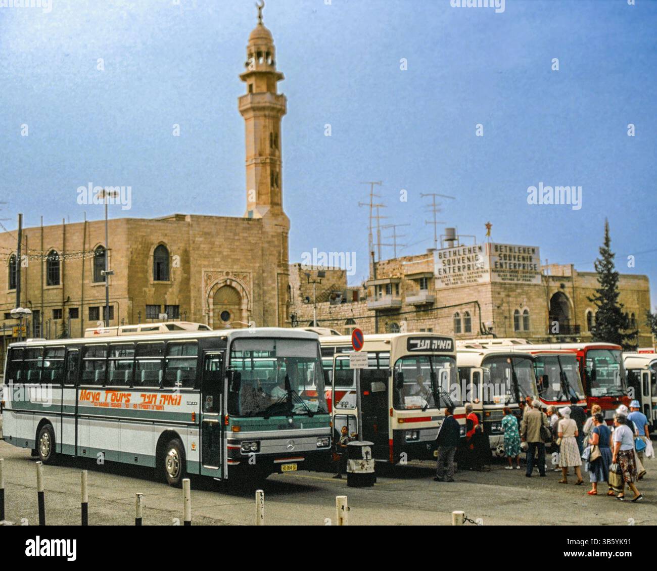 April 15, 1988, Bethlehem, West Bank, Palestine: Tourists and tourist ...