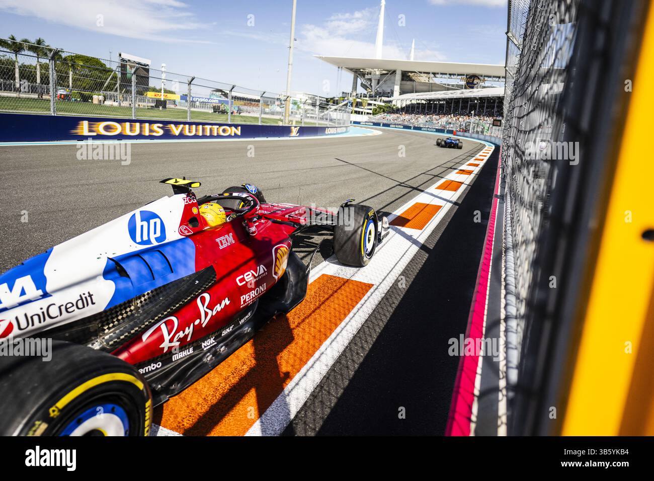 44 HAMILTON Lewis (gbr), Scuderia Ferrari SF-25, action during the Formula 1 Crypto.com Miami ...