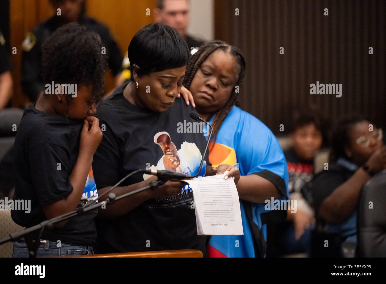 Sacramento, Ca, USA. 2nd May, 2025. Rose Bryant gives a victim's ...