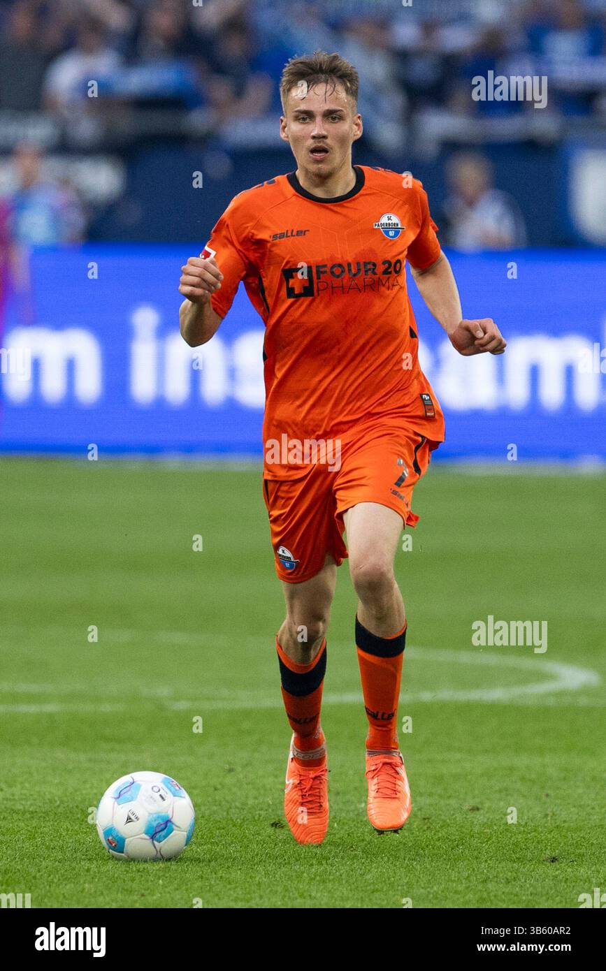 Filip Bilbija (SC Paderborn, 7). 2. Fu?ball Bundesliga, FC Schalke 04 ...