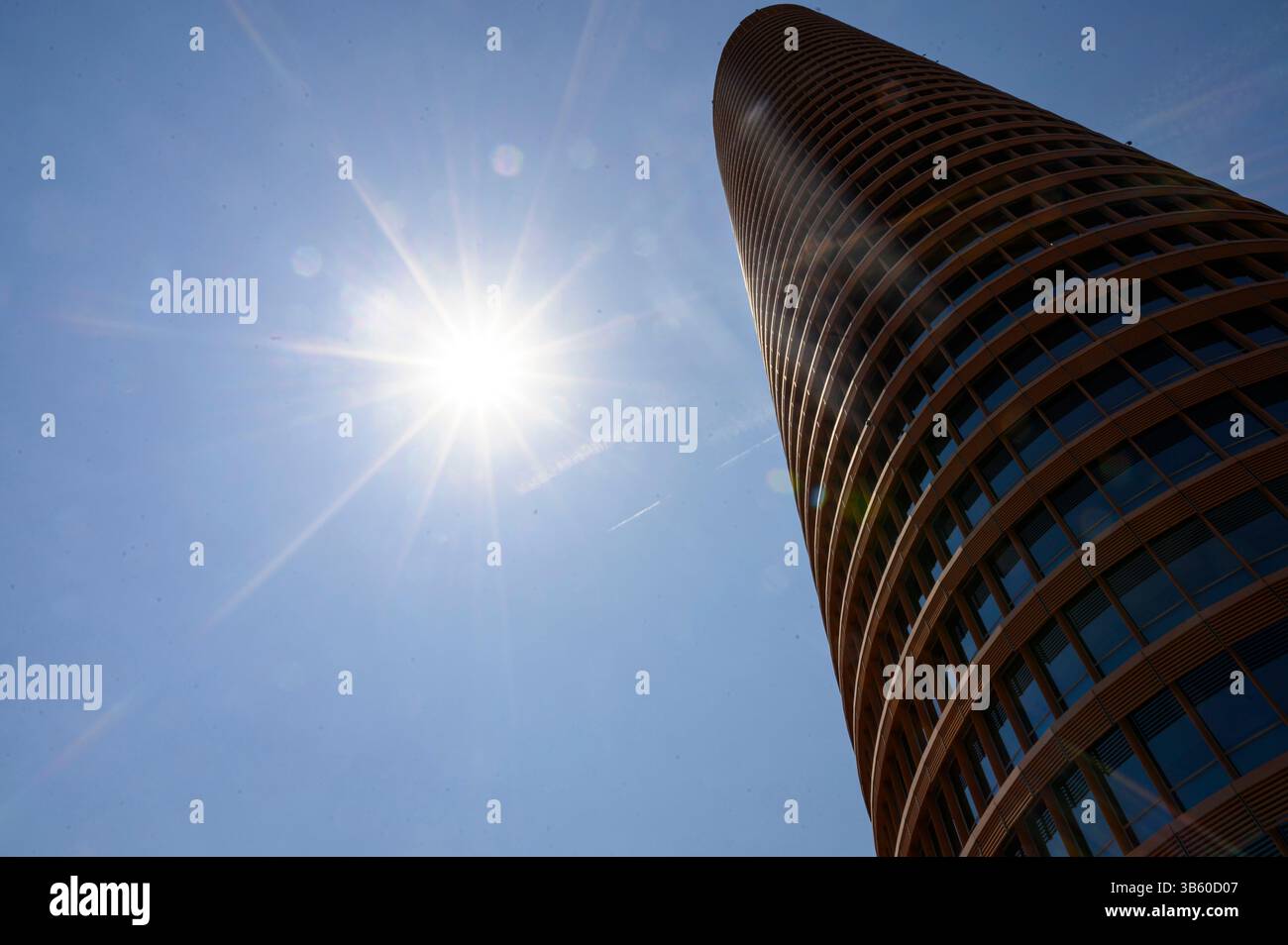 Torre de cambio climático hi-res stock photography and images - Alamy