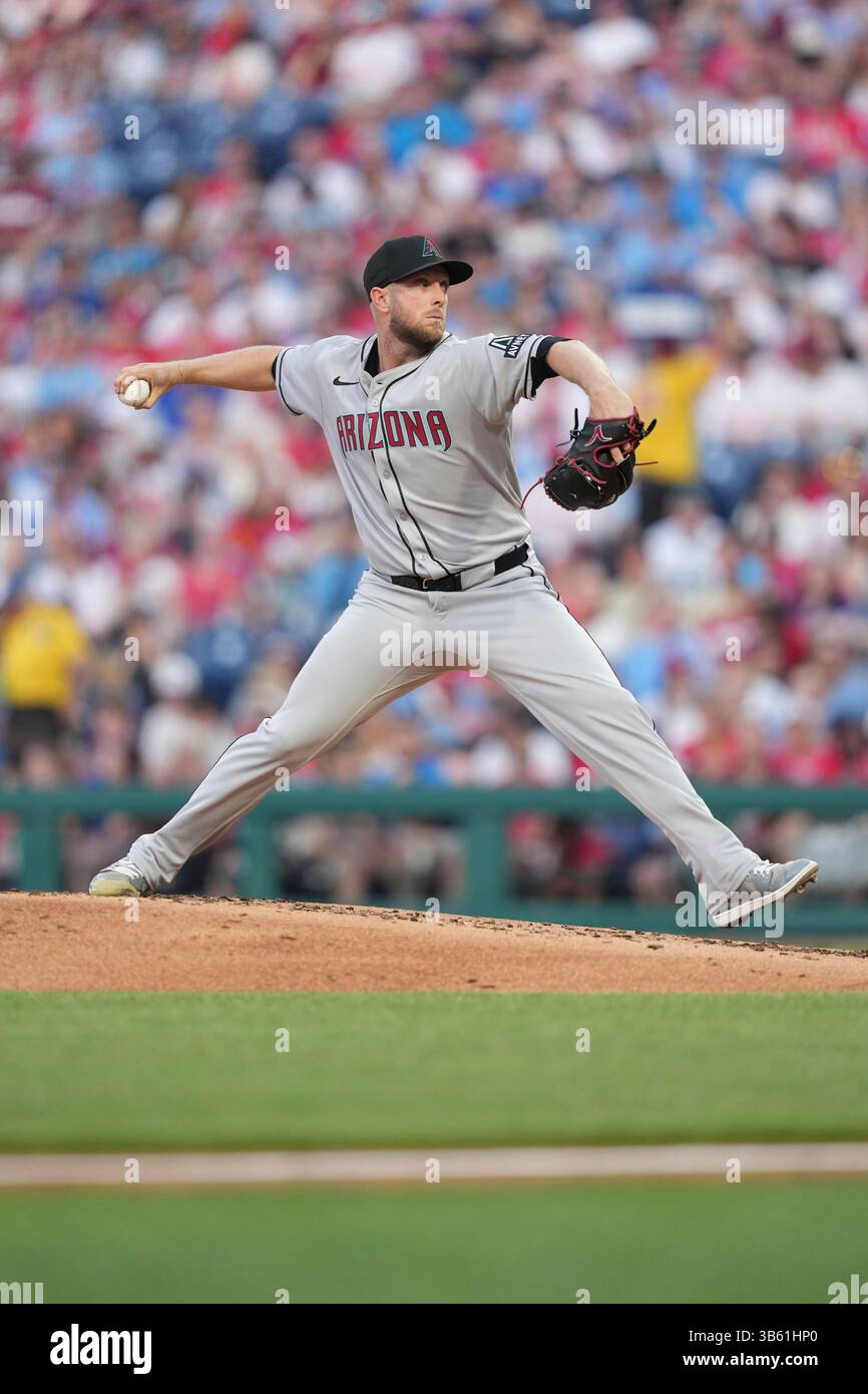 Arizona Diamondbacks' Merrill Kelly plays during a baseball game ...