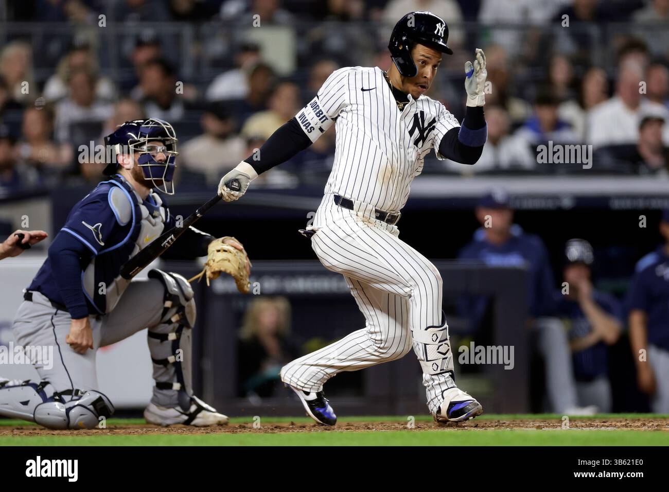 New York Yankees' Jorbit Vivas at bat during the seventh inning of a ...
