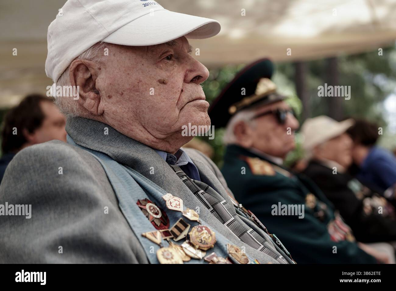 May 9, 2022, Jerusalem, Israel: WWII veterans and descendants from ...
