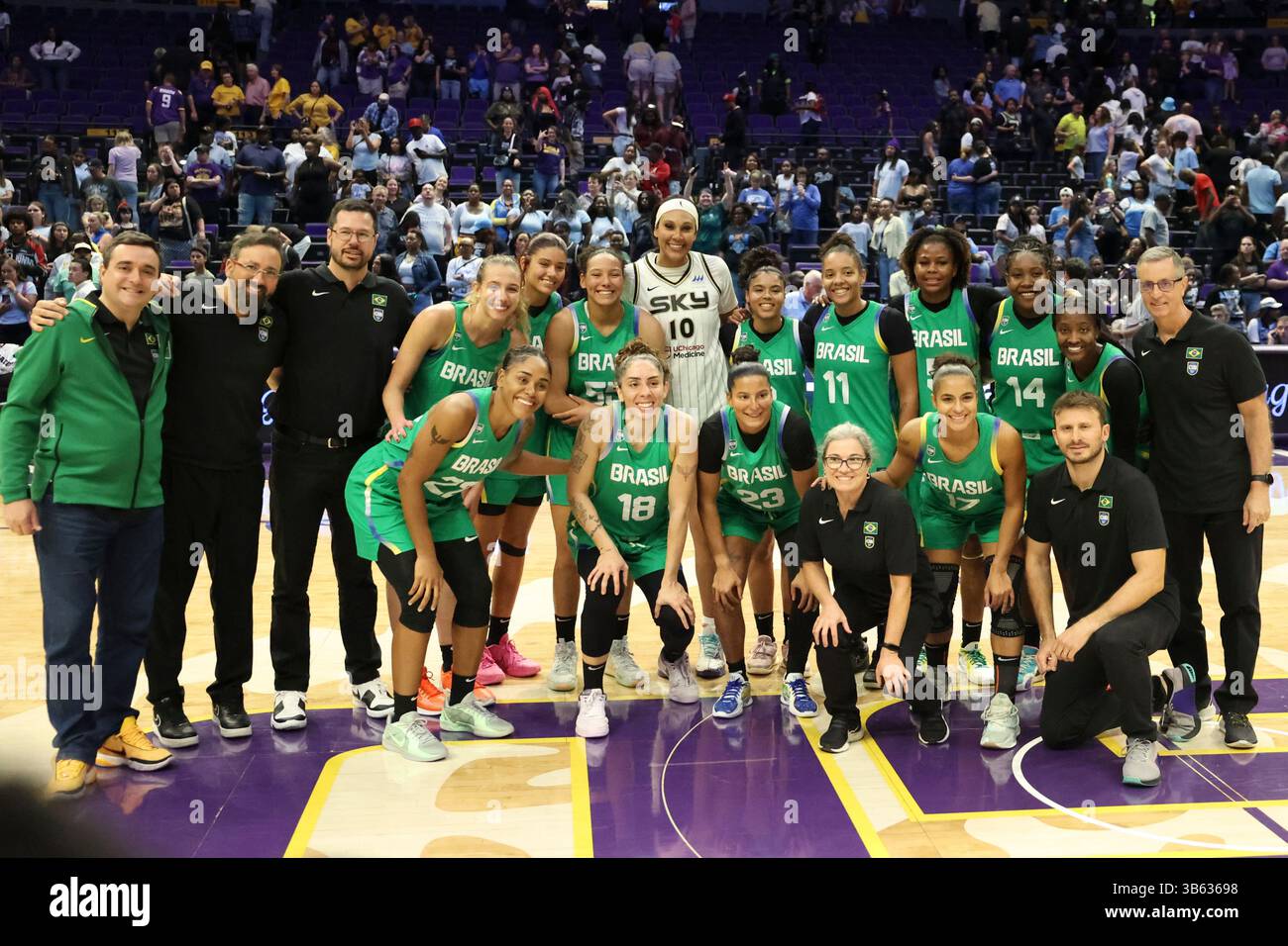 Baton Rouge, United States. 02nd May, 2025. Chicago Sky center Kamilla ...