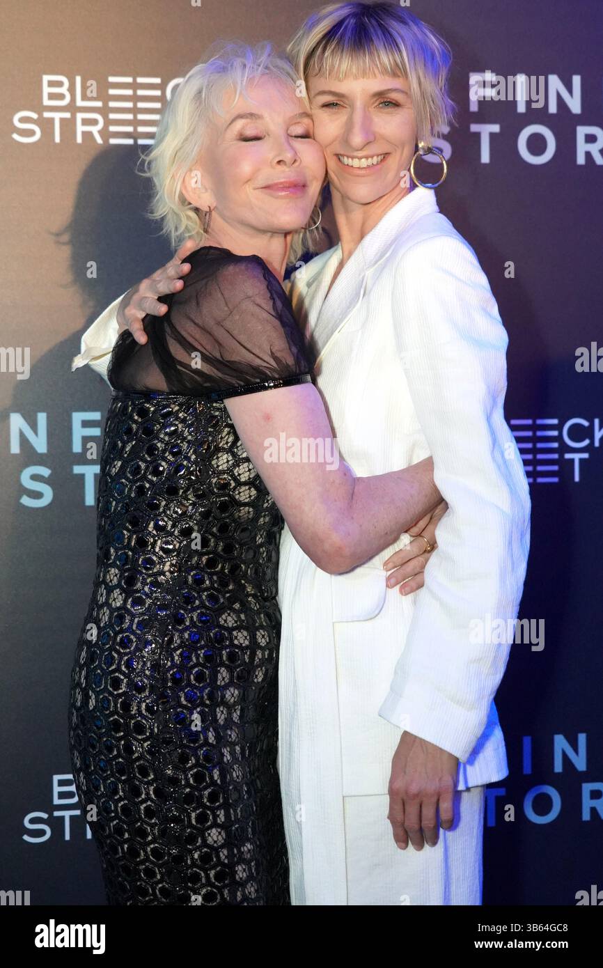 Trudie styler daughter mickey sumner hi-res stock photography and ...