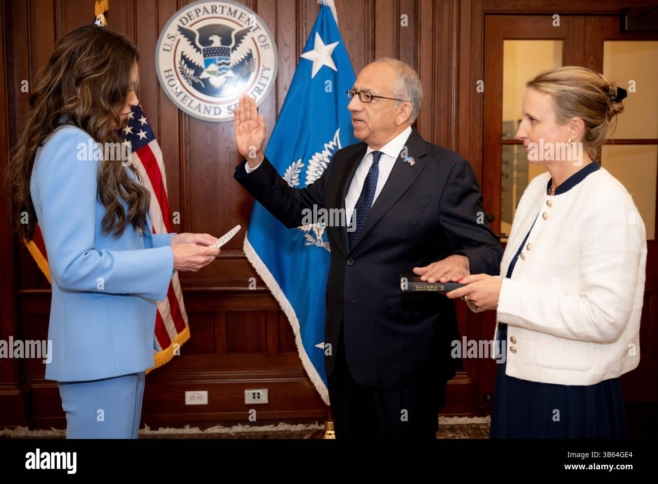 Department of Homeland Security (DHS) Secretary Kristi Noem swears in ...