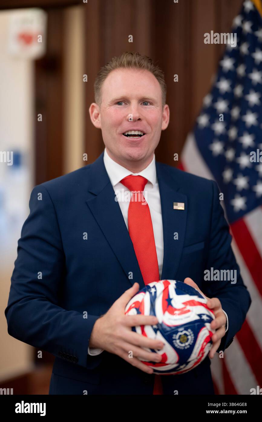 Department of Homeland Security (DHS) Secretary Kristi Noem swears in ...