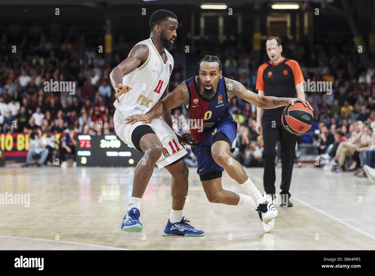 Kevin Punter of FC Barcelona and Alpha Diallo of AS Monaco during the ...