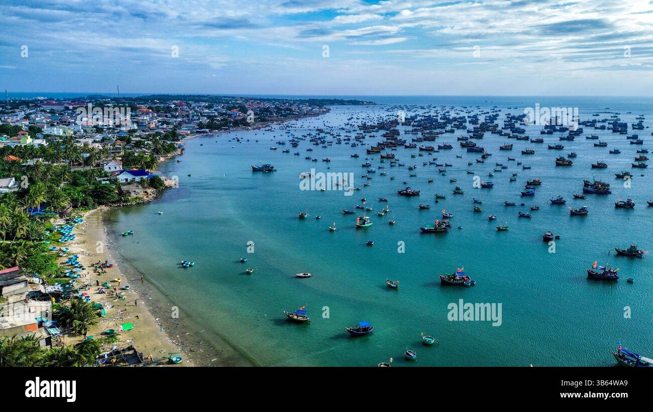 Mui né bay hi-res stock photography and images - Alamy
