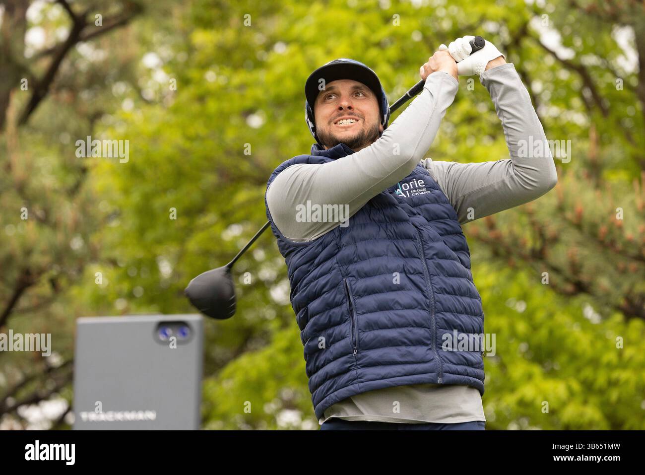 Alternate, John Catlin hits his shot from the 15th tee during the ...