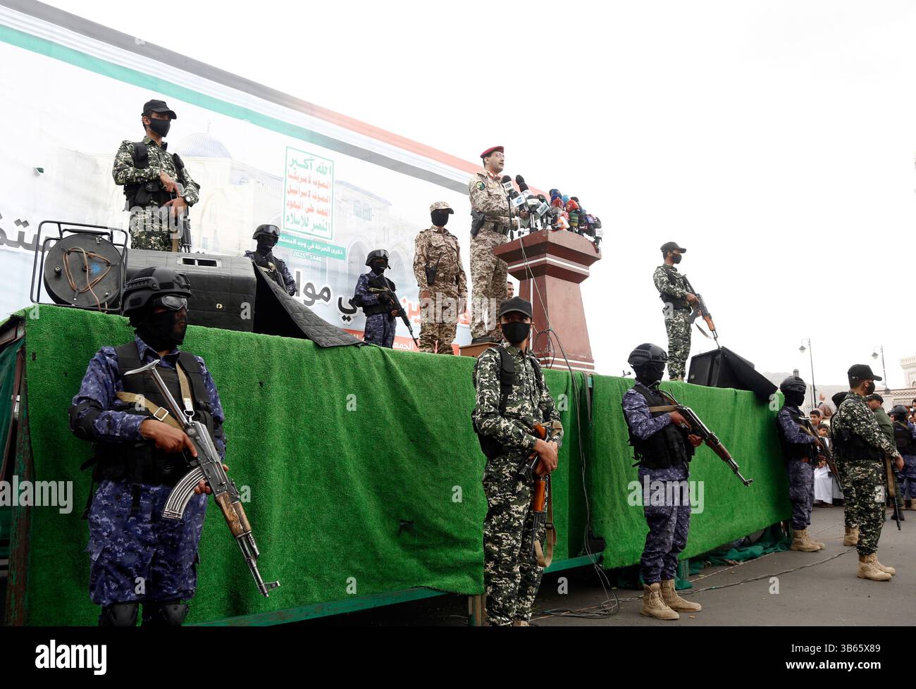 Sanaa, Yemen. 2nd May, 2025. Houthi military spokesperson Yahya Sarea ...